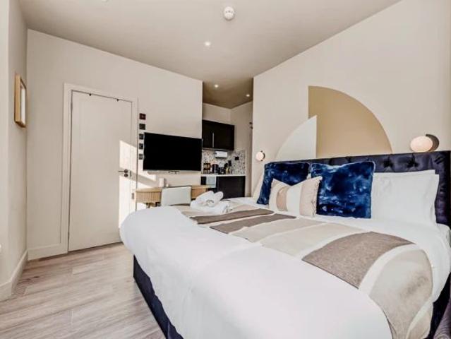 Boutique Studio Sanctuary with Bespoke Kitchenette