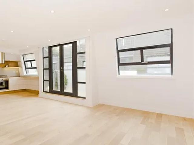 Bouton Court, Waterloo Terrace, London, N1 1TR, United Kingdom | 3 bed house for rent #119265055 | Rentberry