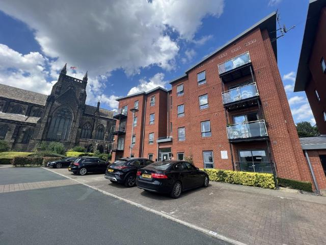Bouverie Court, Leeds City Centre. 2 bed apartment to rent £1,000 pcm £231 pw