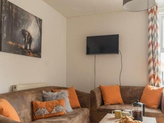Bouverie Street, Chester, 5 Bedroom House