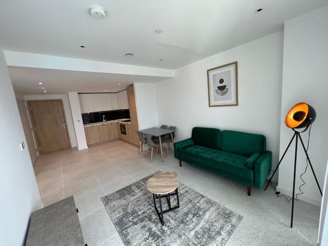 Bouchon Point, London E1, 1 bed flat to rent, £2,495 pcm | PrimeLocation