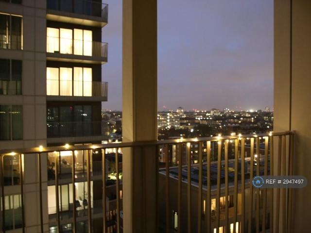 Bouchon Point, London, E1 1 bed flat to rent £2,500 pcm £577 pw