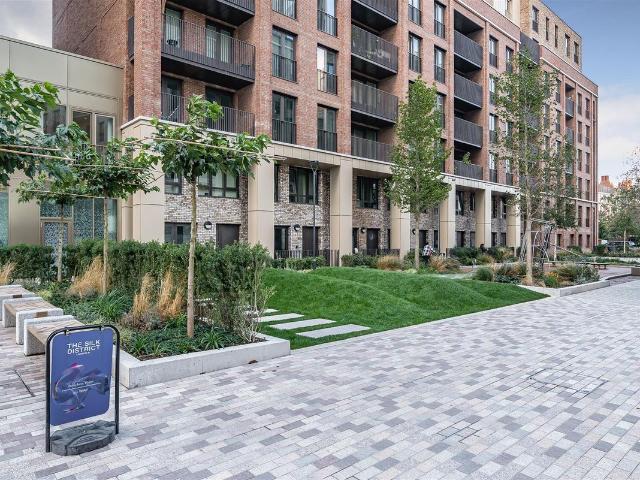 Bouchon Point, Silk District, 7 Cendal Crescent, London E1, 2 bed flat to rent, £3,445 pcm | PrimeLocation