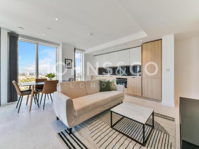 Bouchon Point, The Silk District, E1 1 bed apartment to rent £2,899 pcm £669 pw
