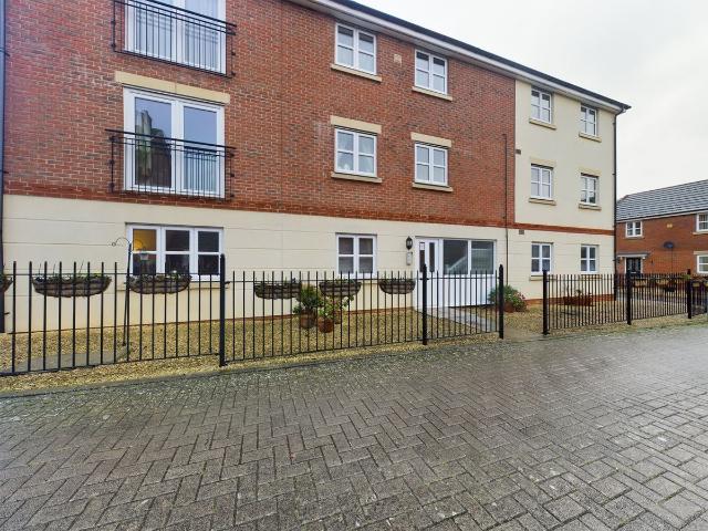 Boughton Way, Coney Hill GL4, 1 bed flat to rent, £800 pcm | PrimeLocation