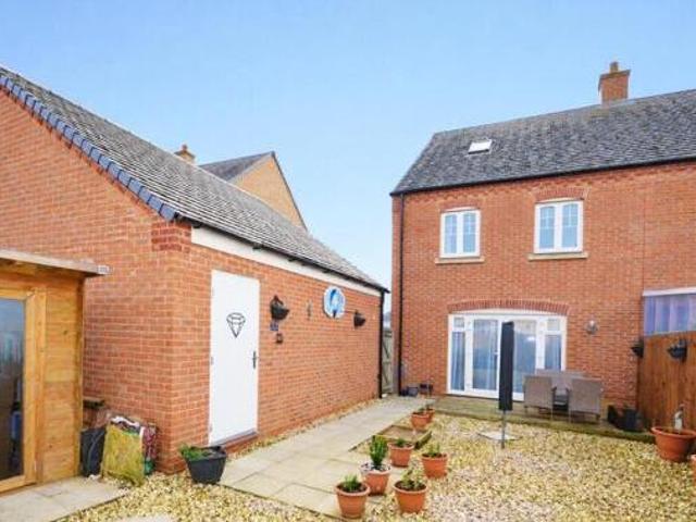 Boughton Lane, Raunds, 4 Bedroom Semi detached
