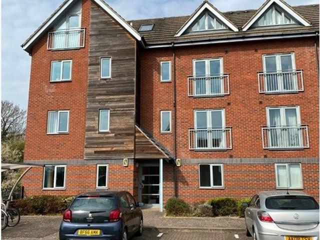 Boughton Road, Rugby CV21, 2 bed flat to rent, £900 pcm | PrimeLocation