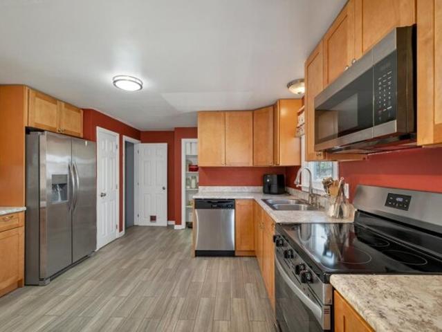 Boulder Dr, Londonderry, Home For Sale