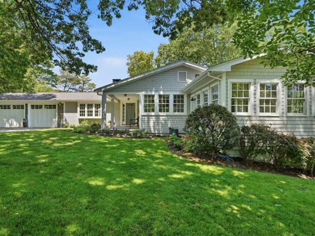 Boulder Glen Rd, Hingham, Home For Sale