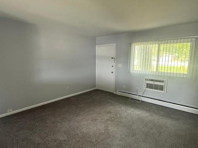 Boulder Hill 2 Bedroom Apartment for Rent at Boulder Hill Pass, Montgomery, IL 60538