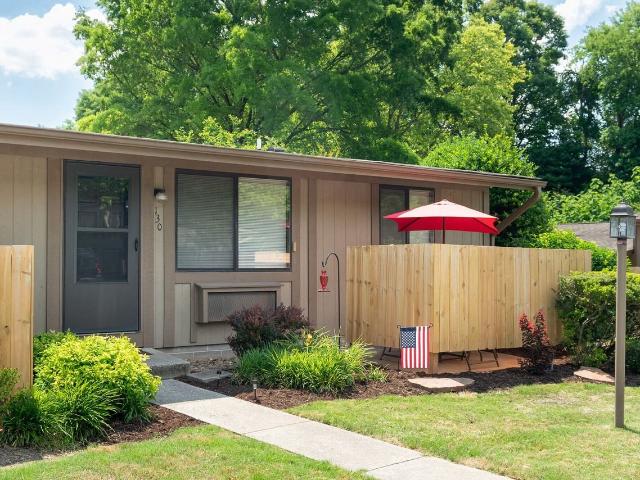 Bouldercrest 1 Bedroom Apartment for Rent at 2000 Wilson Rd, Knoxville, TN 37912