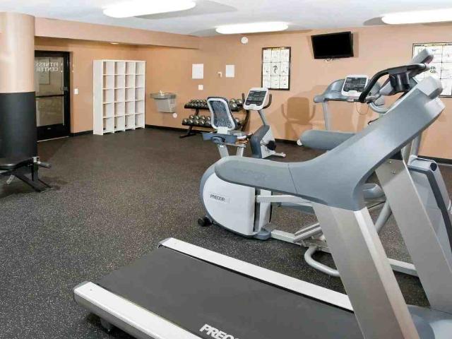Boulevard 100 Apartments 1 Bedroom Apartment for Rent at 3000 Highway 100 S, St. Louis Park, MN 55416 Sorensen