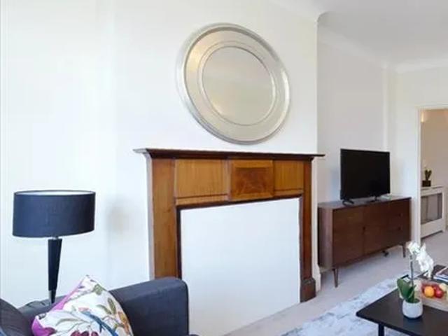 Boulevard, 12 14 Lodge Road, London, NW8 7JA, United Kingdom | 5 bed apartment for rent #134897964 | Rentberry