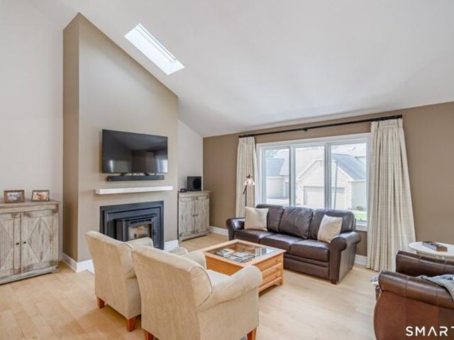 Boulevard Dr Unit, Danbury, Home For Sale