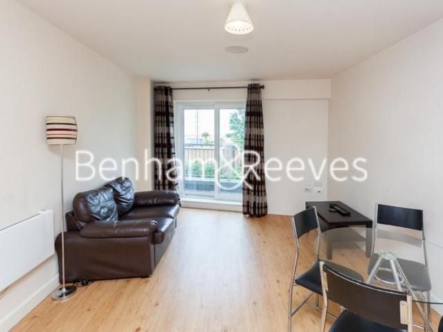 Boulevard Drive, Colindale NW9 1 bed apartment to rent £1,700 pcm £392 pw