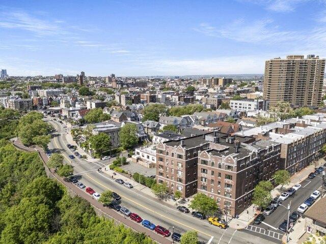 Boulevard E Apt D, Weehawken, Condo For Sale
