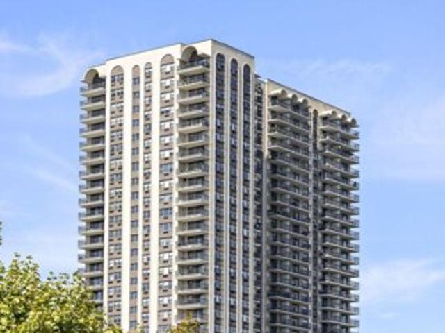 Boulevard East Apt F, North Bergen, Condo For Sale