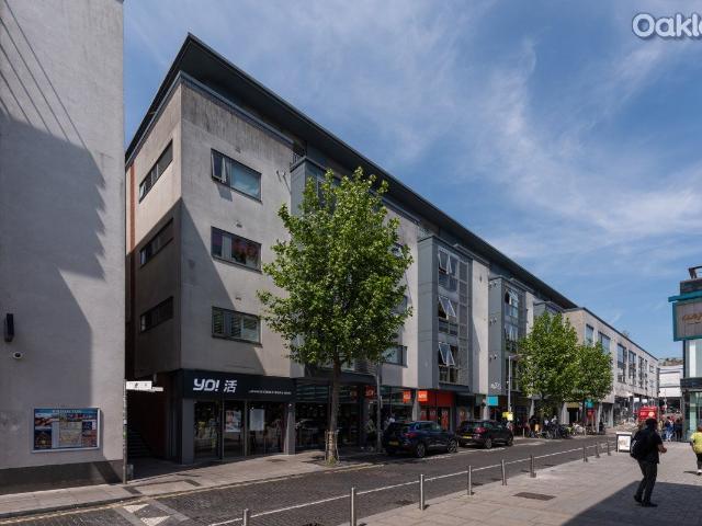 Boulevard House, Brighton BN1, 2 bed flat to rent, £1,700 pcm | PrimeLocation