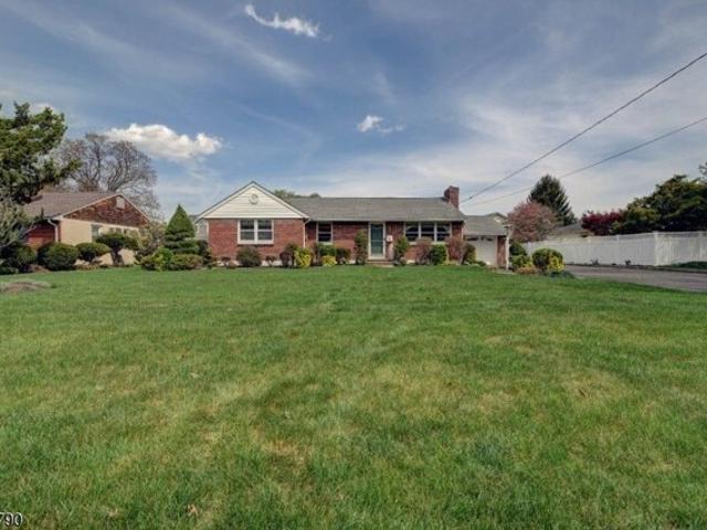 Boulevard, Pequannock Township, Home For Sale
