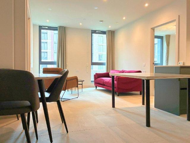 Boulevard Place, East Sussex BN3 2 bed apartment to rent £2,238 pcm £516 pw