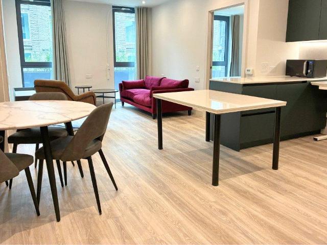 Boulevard Place, East Sussex BN3 2 bed apartment to rent £2,298 pcm £530 pw
