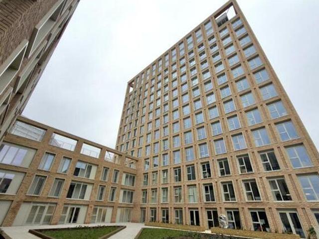 Boulevard Plaza, A Bristol Street, 2 Bedroom Apartment