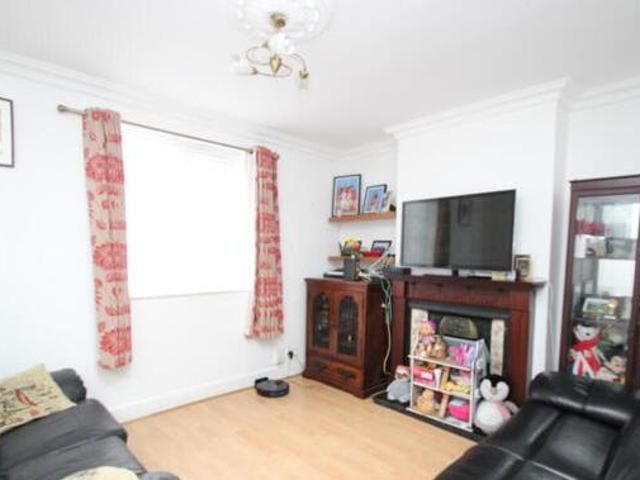 Boulogne Road, Croydon, 3 Bedroom House