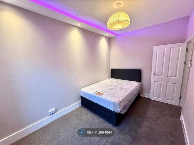 Boult St, Reading RG1, 4 bed semi detached house to rent, £3,000 pcm | PrimeLocation