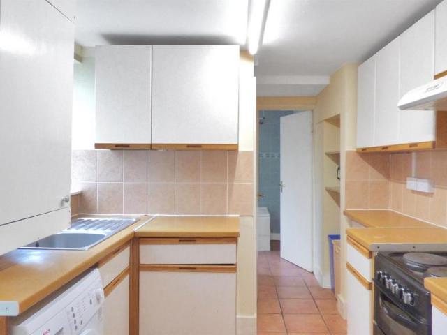 Boulter Street 5 bed house to rent £3,895 pcm £899 pw