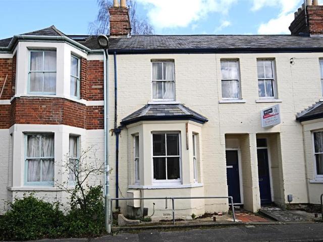 Boulter Street 5 bed house to rent £3,895 pcm £899 pw
