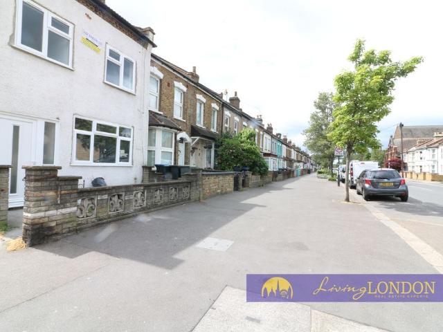 Bounces Road, London N9, 4 bed end terrace house to rent, £2,600 pcm | PrimeLocation