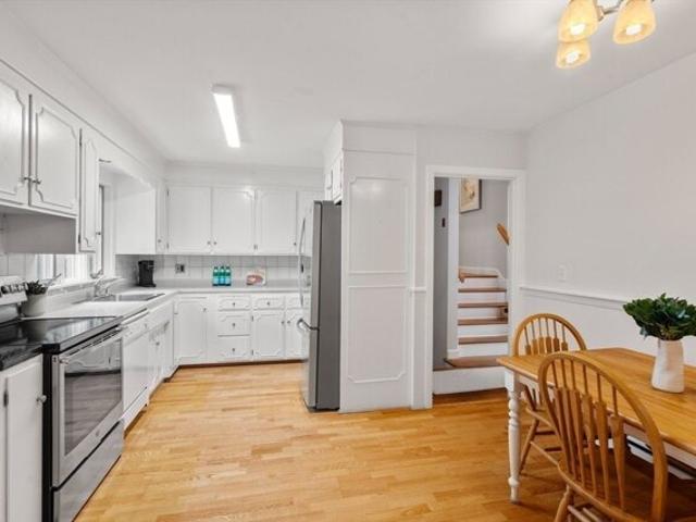 Bound Brook Rd, Newton, Home For Sale