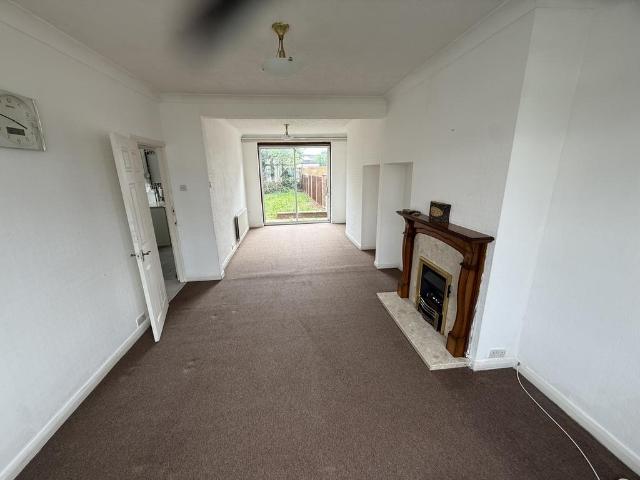 Boundaries Road, FELTHAM, Middlesex. 3 bed terraced house to rent £2,150 pcm £496 pw