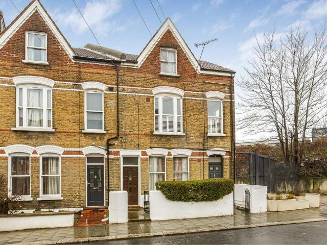 Boundaries Road, London SW12 1 bed flat to rent £2,300 pcm £531 pw