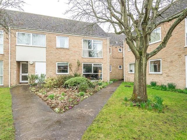 Boundary Close, Woodstock OX20, 2 bed flat to rent, £1,500 pcm | PrimeLocation