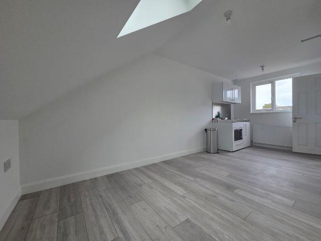 Boundary Road, Chatham ME4, Room to rent, £850 pcm | PrimeLocation