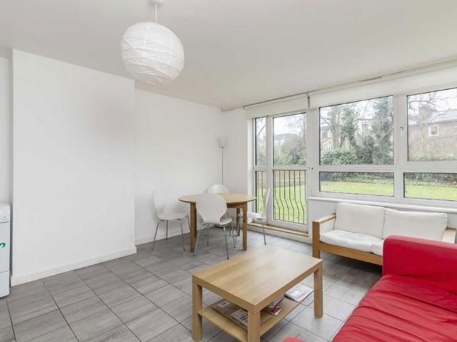 Boundary Road, London NW8 3 bed flat to rent £3,300 pcm £762 pw