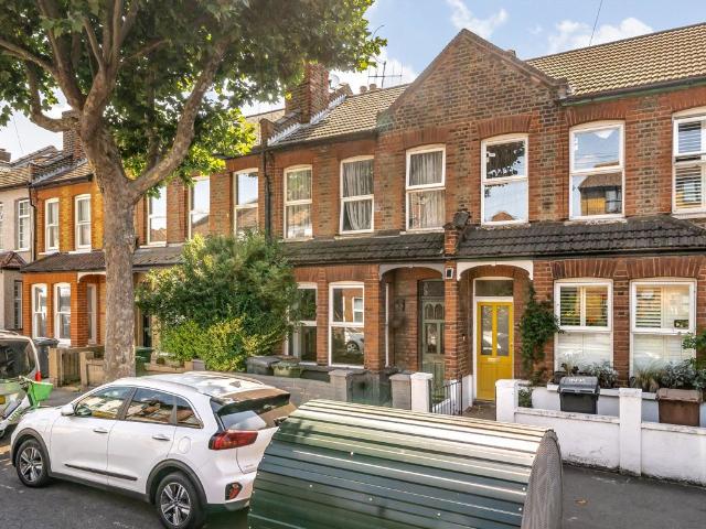Boundary Road, Walthamstow E17, 3 bed property to rent, £3,500 pcm | PrimeLocation