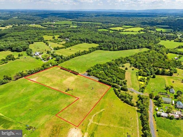 Bountiful Ln, White Post, VA 22663