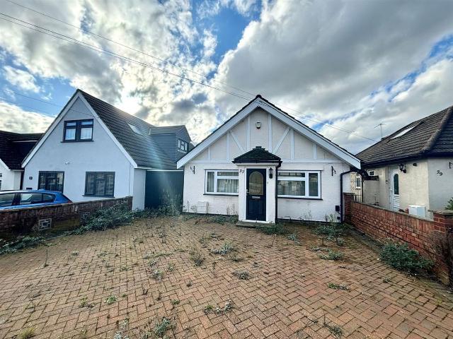 Bourn Avenue, Hillingdon UB8, 3 bed detached bungalow to rent, £2,100 pcm | PrimeLocation
