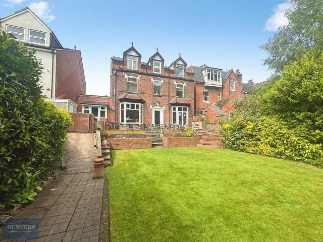 Bournbrook Road, Birmingham 2 bed apartment to rent £1,200 pcm £277 pw