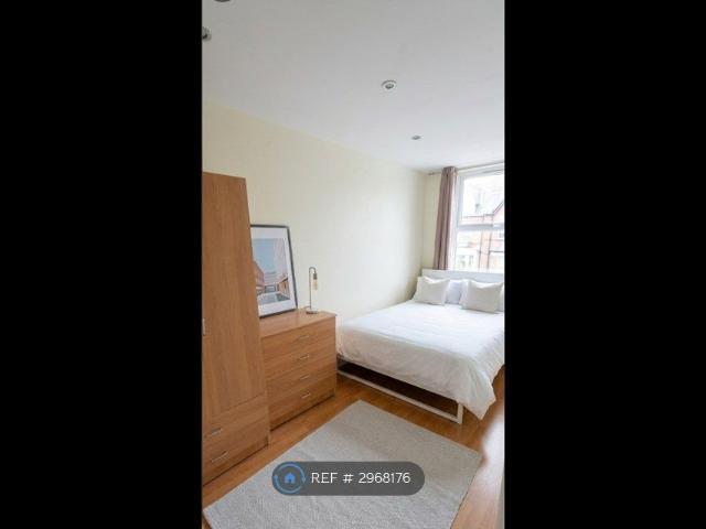 Bournevale Road, London SW16, 2 bed flat to rent, £2,000 pcm | PrimeLocation