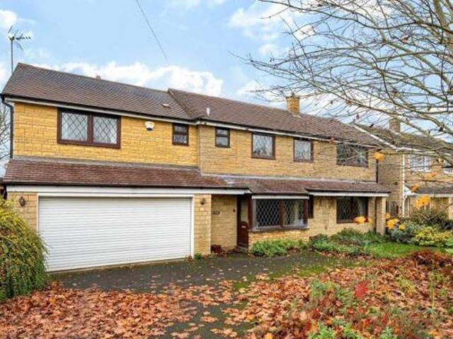 Bourne House, Brize Norton, 4 Bedroom Detached