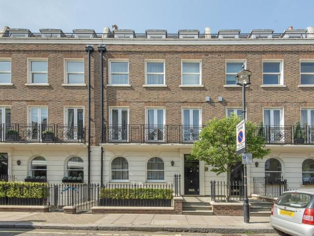 Bourne Street Sloane Square SW1W 6 bed terraced house to rent £39,000 pcm £9,000 pw