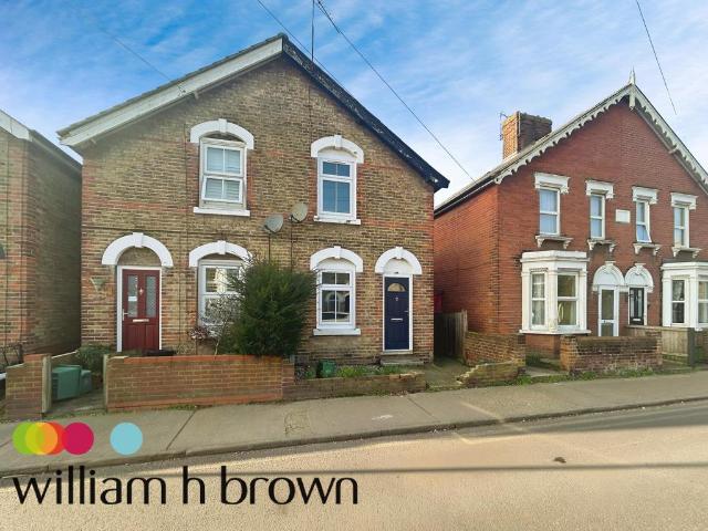 Bourne Road, Colchester 2 bed house to rent £1,275 pcm £294 pw