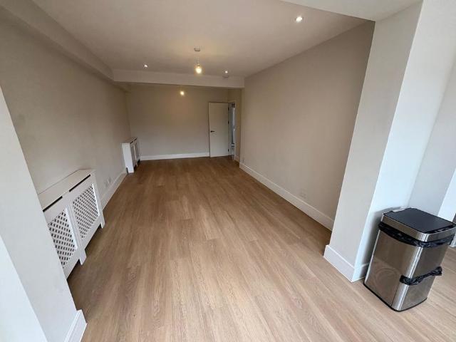 Bourne View, Greenford