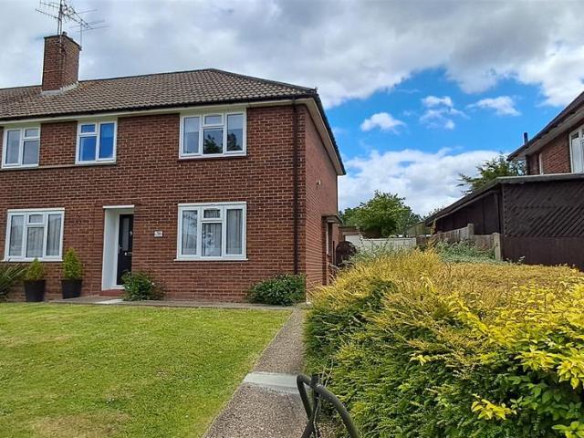 Bournehall Avenue, Bushey WD23, 2 bed maisonette to rent, £1,750 pcm | PrimeLocation