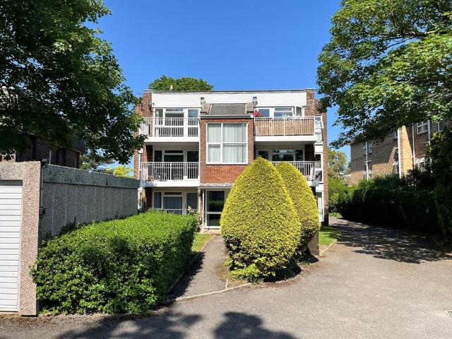 Bournemouth 2 bed flat to rent £1,050 pcm £242 pw