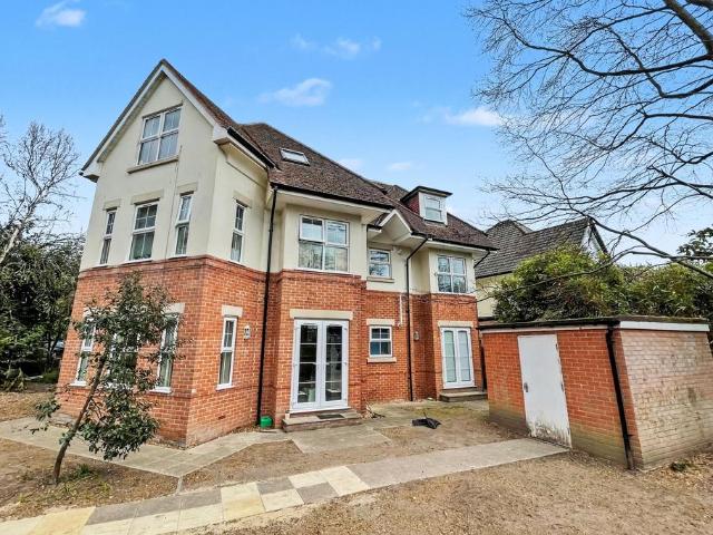 Bournemouth 2 bed flat to rent £1,150 pcm £265 pw