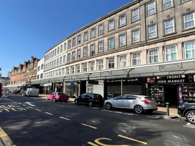 Bournemouth 2 bed flat to rent £800 pcm £185 pw